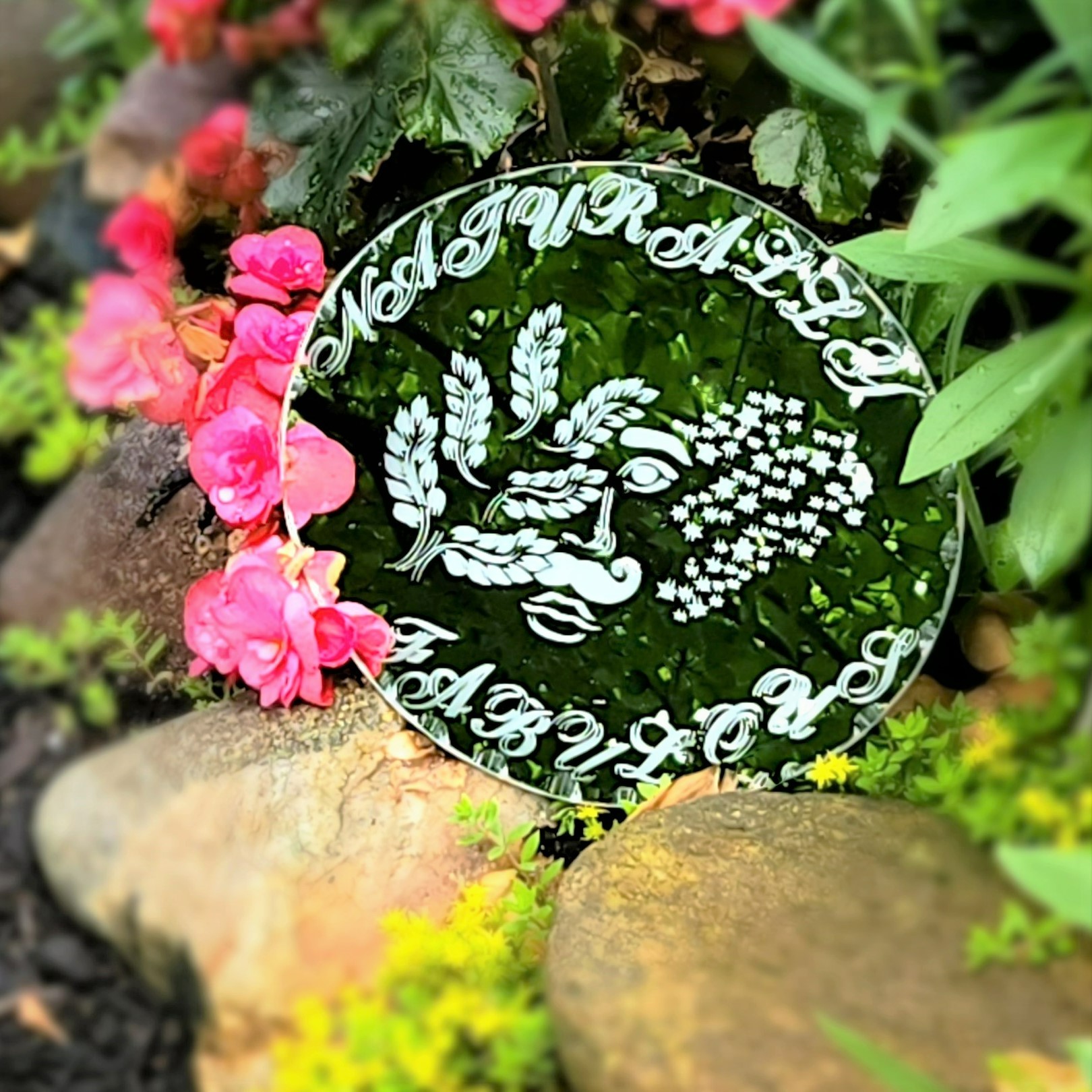 Naturally Fabulous Mirror - Etchworld.com - Glass Etching Supplies ...